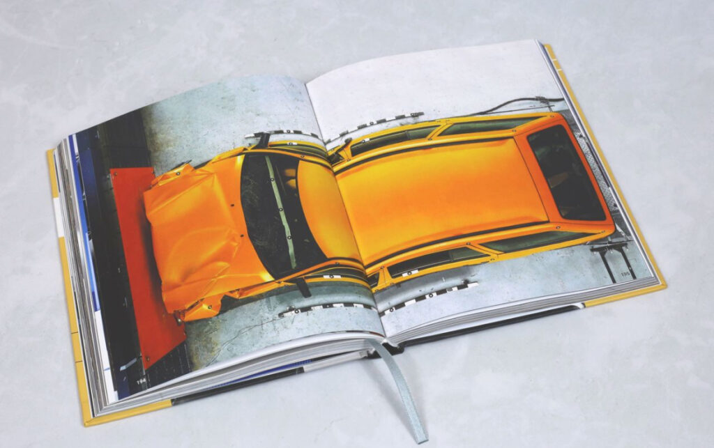Book Mercedes-Benz W124 Collection. — Drezcar